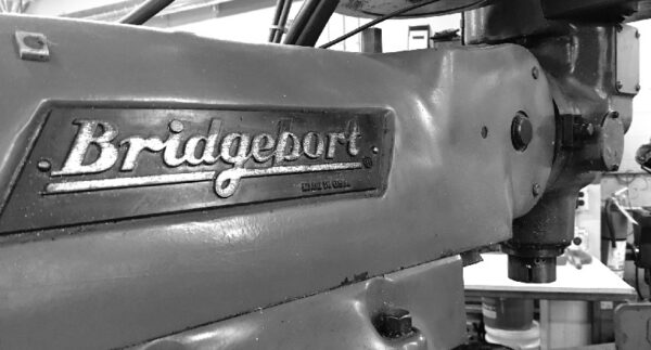 Bridgeport Series I vs. Series II: The Differences Explained - CNC Masters