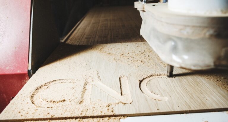 The Best Home Shop Milling Machines Have These Features