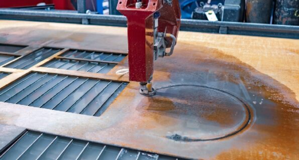 Waterjet Machine Guide: Types, Uses, Price, Features
