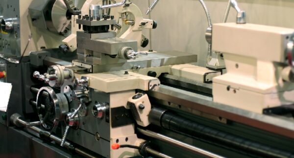 Turning Centers vs Lathes: The Differences Explained